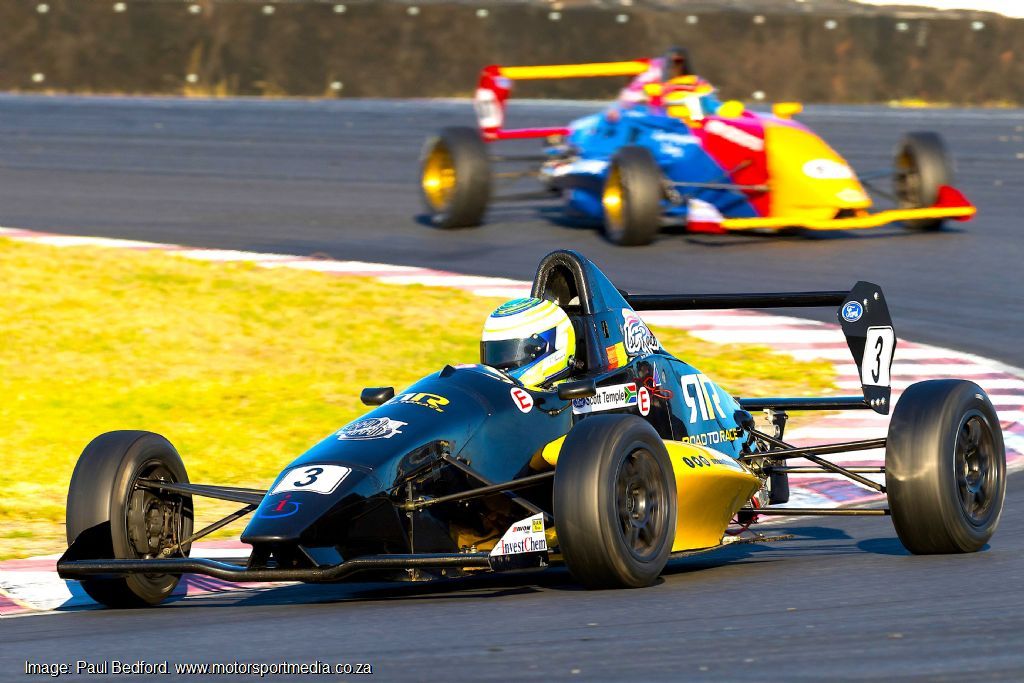 motorsportmedia.co.za | Formula 1600 thrills Cape Town