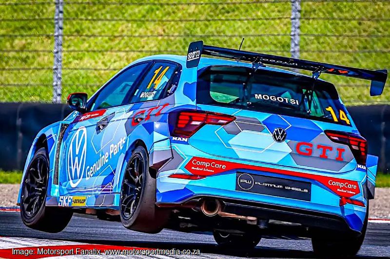 motorsportmedia.co.za | Campos takes double opening GTC SupaCup win